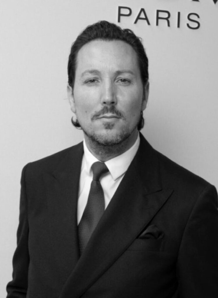 Governance - Moma Group